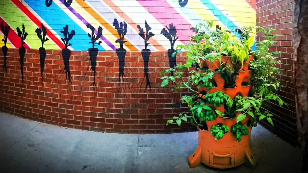 Garden Tower Project Review – A Beautiful Small Space Garden – Slick Garden